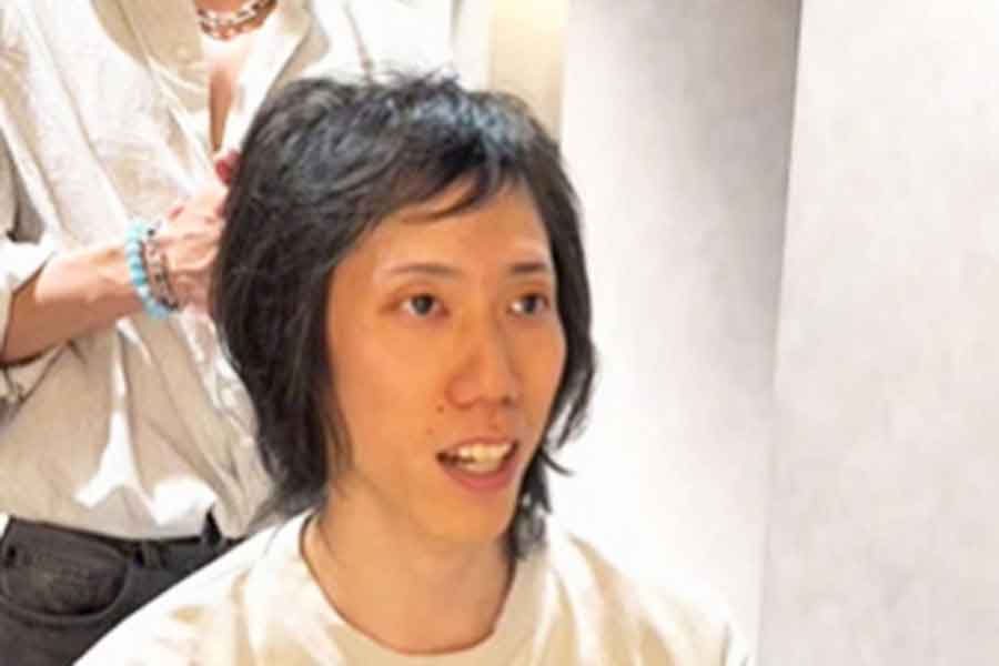 「別人になりましたね」 1年間、髪を伸ばし続けた男性→カットとパーマで大変身 ビフォーアフターに称賛の声 | Hint-Pot - (2)